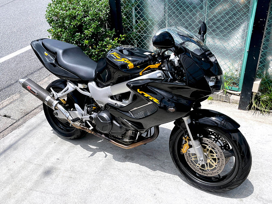 【過激】リッターVツイン！ホンダ『VTR1000F ファイアーストーム』 : いまどきバイク